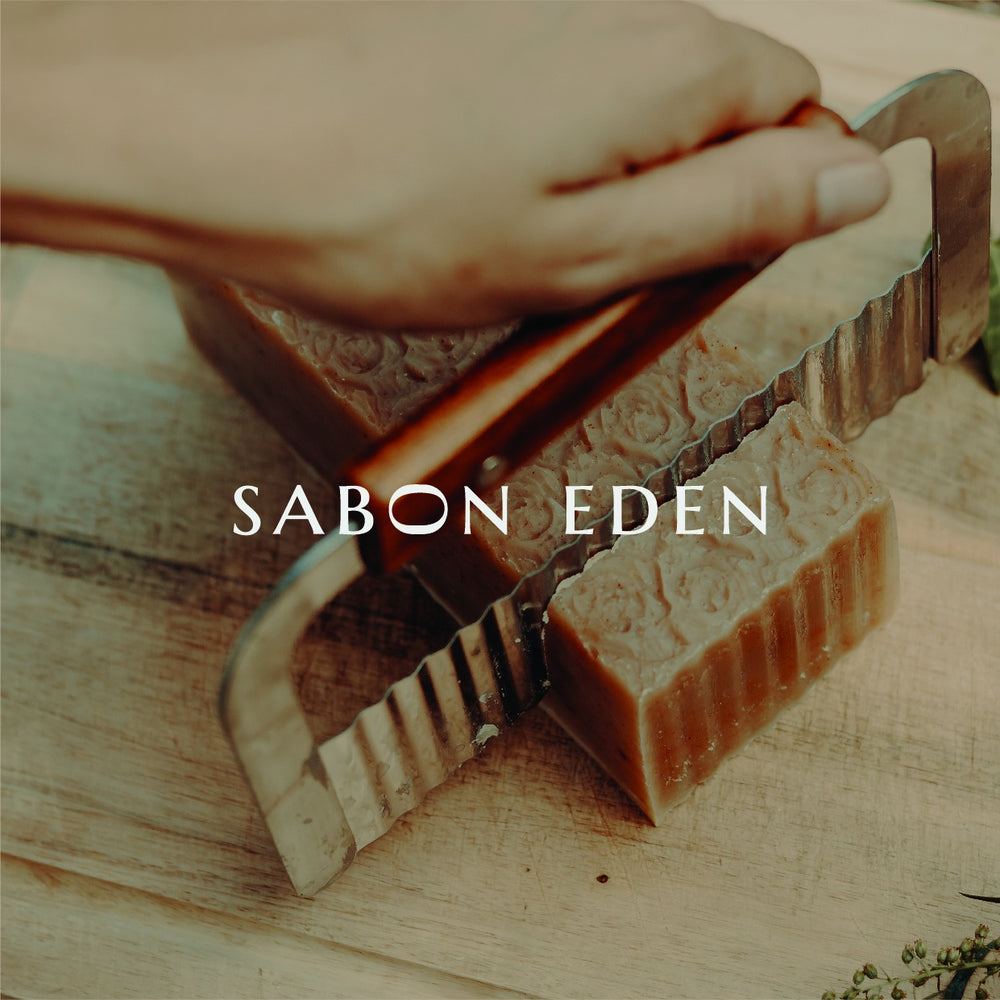 נר ריחני ילנג ילנג וסנדלווד